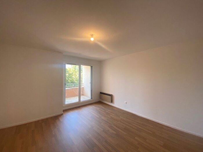 Appartement 2 pièces à louer - Saint-Genis-Laval, Barolles