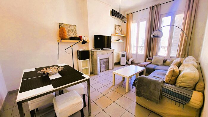 Appartement à vendre - Marseille e , Castellane - 3 pièces - 2 chambres