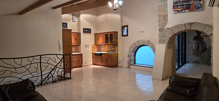 Appartement à louer - Gignac - 4 pièces - 2 chambres