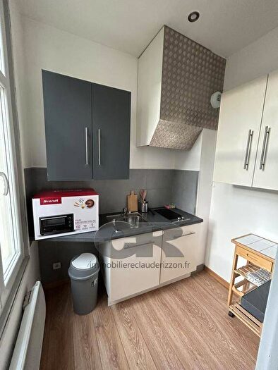 Appartement à louer - Saint Pierre-René II, Nancy - 1 pièce