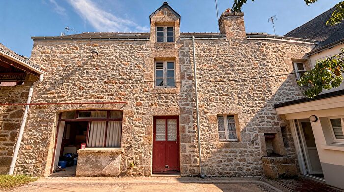 Guern - Maison 5 pièces à vendre