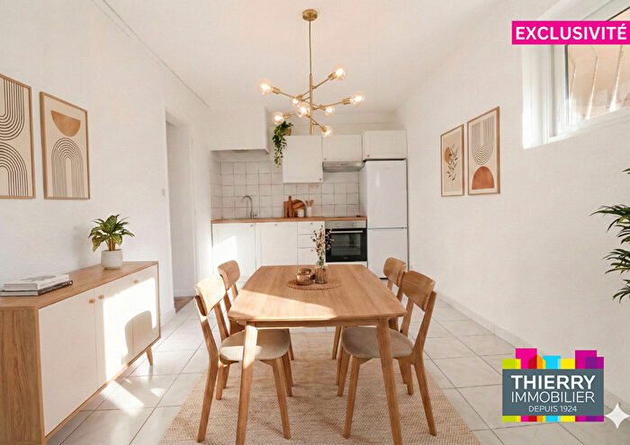 Appartement à vendre - Quartiers Sud-Ouest, Sainte-Thérèse - 2 pièces - 1 chambre