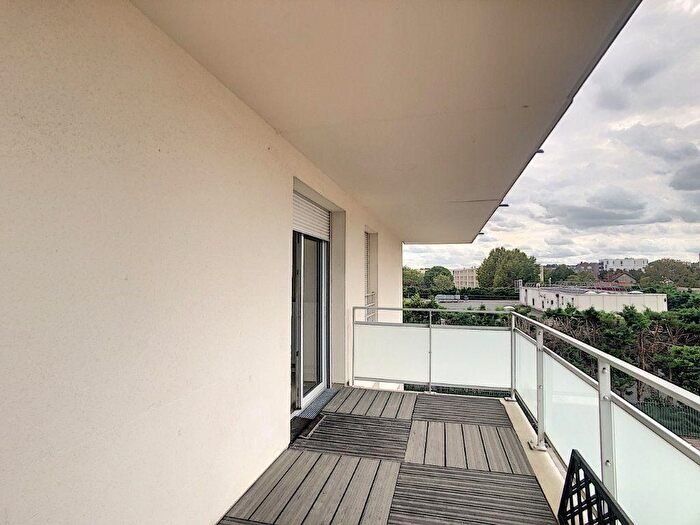 Choisy-le-Roi, Centre-ville, Parc Prairie, Hautes Bornes : Appartement 3 pièces à vendre