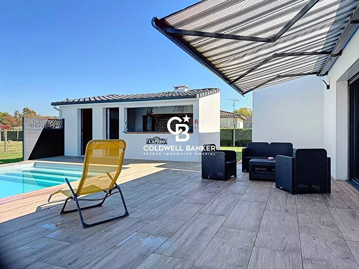 Maison 4 pièces à Salignac-sur-Charente, à vendre