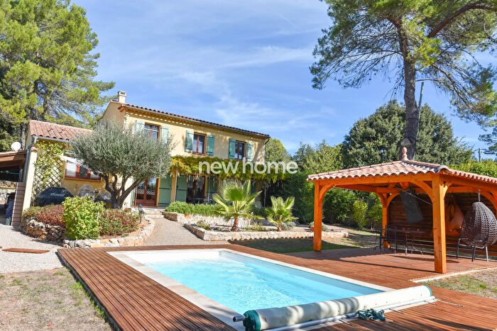 Maison à vendre - Le Thoronet - 6 pièces - 5 chambres