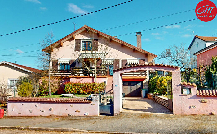 Maison à vendre - Vesoul, Jean-Jaurès - 5 pièces - 4 chambres