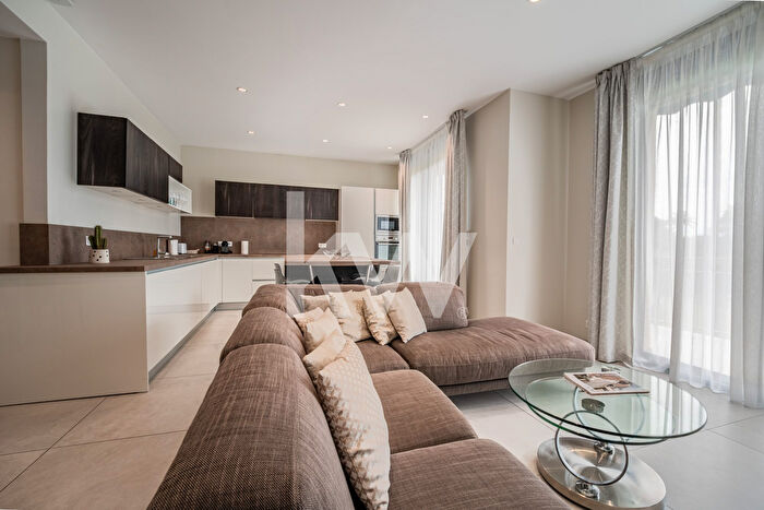 Appartement 5 pièces à vendre à Cannes, Pointe Croisette