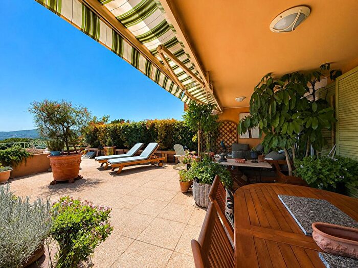 Appartement 3 pièces à vendre à Bormes-les-Mimosas, Centre-ville, Le Pin