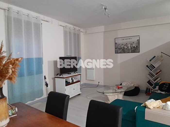 Appartement à louer - Bergerac, Centre-ville - 2 pièces - 1 chambre