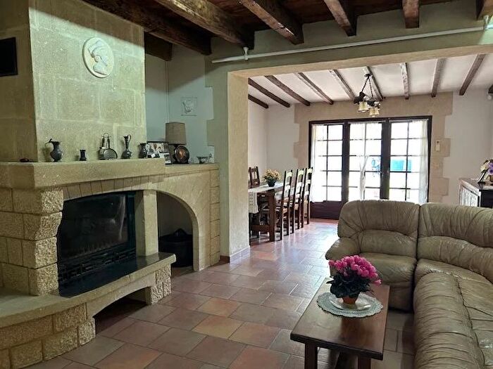 Maison à vendre - Arles, Trinquetaille - 5 pièces - 4 chambres