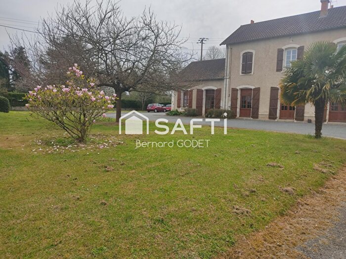 Maison à vendre - Verteuil-sur-Charente - 14 pièces - 6 chambres