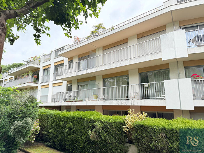Appartement 3 pièces à Châtenay-Malabry, Centre-ville, à vendre