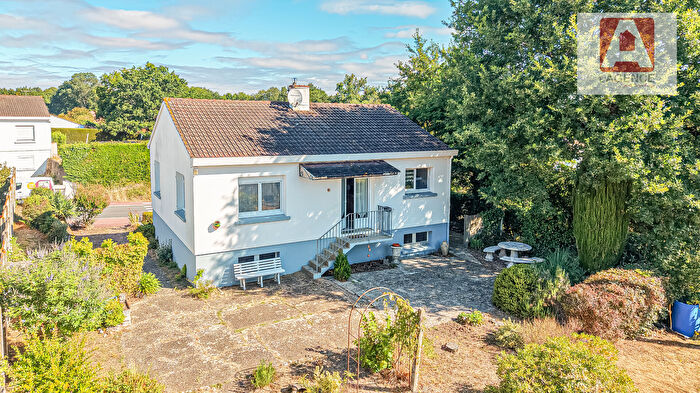 Maison 4 pièces à vendre à Saint-Révérend