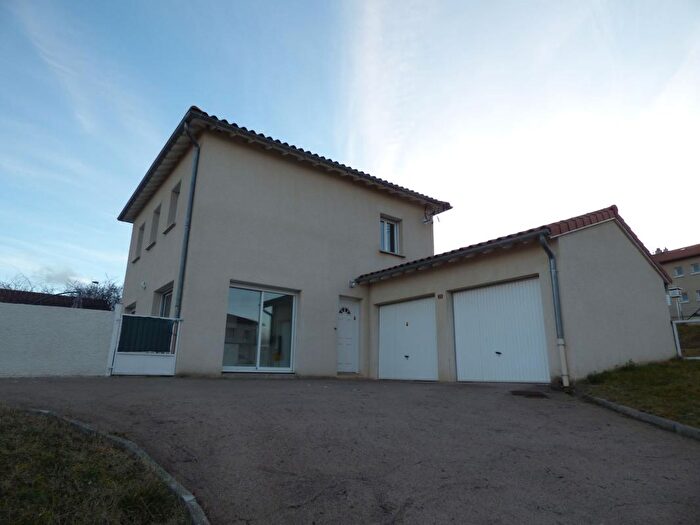 Maison à louer - Cussac-sur-Loire - 4 pièces - 3 chambres