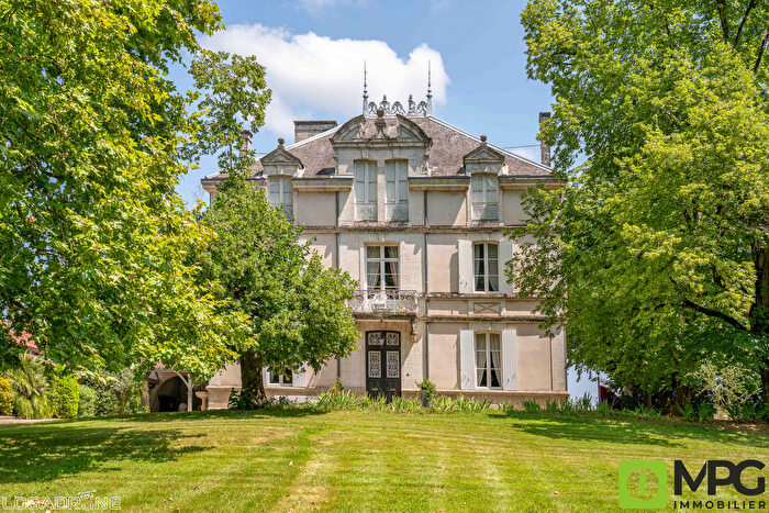 Maison à vendre - Villeneuve-sur-Lot, Saint-Etienne - 9 pièces - 6 chambres