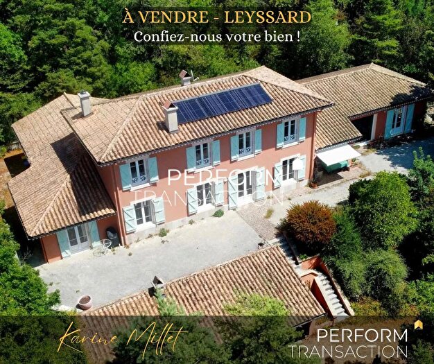 Maison 7 pièces à vendre - Leyssard