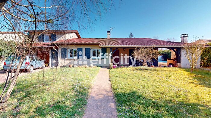 Maison à vendre - Loyettes - 6 pièces - 4 chambres