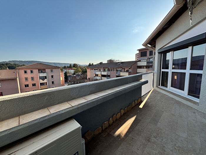 Appartement 3 pièces à louer - Aubagne, Pin Vert, Ceinture Est