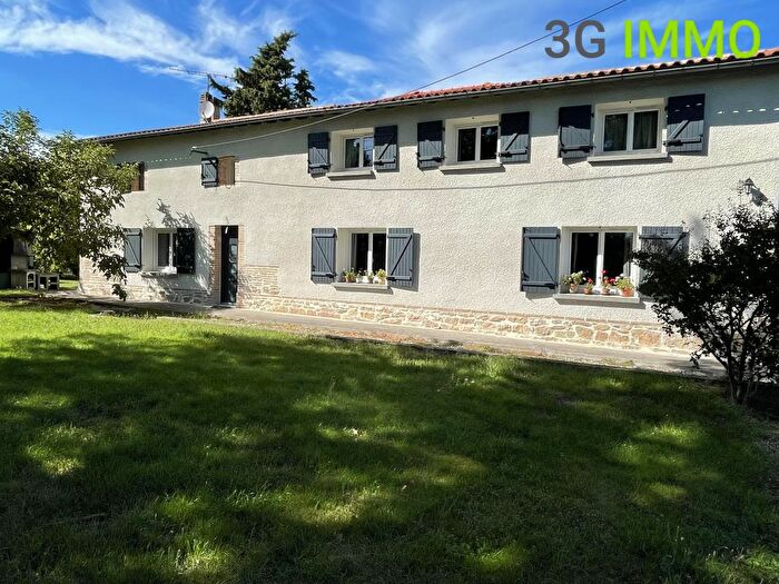 Maison à vendre - Monclar-de-Quercy - 10 pièces - 8 chambres