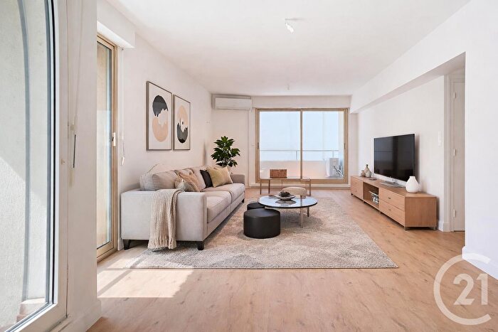 Appartement à vendre - Sète, Saint-Clair - 3 pièces - 2 chambres