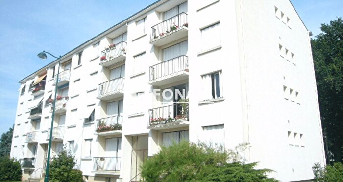 Appartement à vendre - Gien, Centre-ville - 5 pièces - 2 chambres