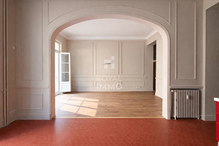 Appartement à vendre - Toulon, Haute-ville - 3 pièces - 2 chambres