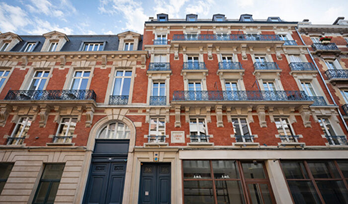 Appartement à vendre - Lille - 4 pièces - 2 chambres