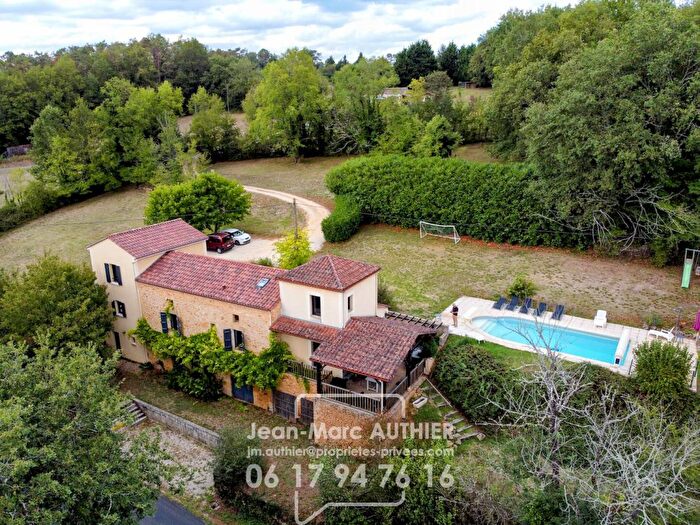 Maison à vendre - Belvès - 8 pièces - 6 chambres