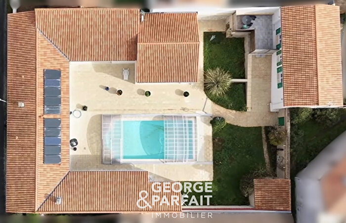 Maison 10 pièces à Rivedoux-Plage, à vendre