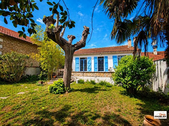 Maison 3 pièces à Angoulême, à vendre