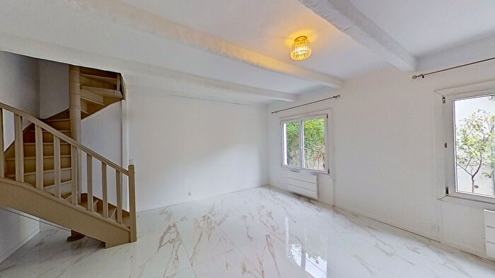 Maison à louer - Colombes, Charles de Gaulle - 3 pièces - 2 chambres