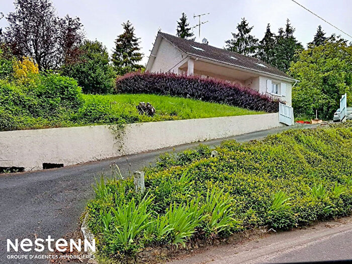 Maison à vendre - Saint-Pierre-de-Bailleul - 6 pièces - 4 chambres