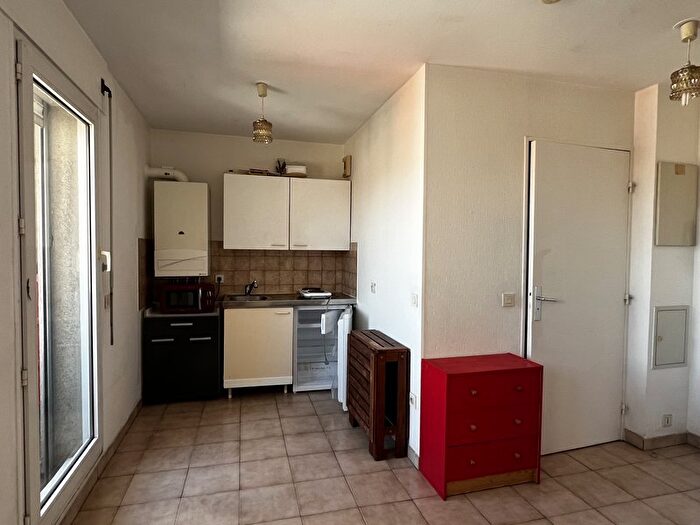 Appartement 1 pièce à Marseille 6ème, Lodi, à louer
