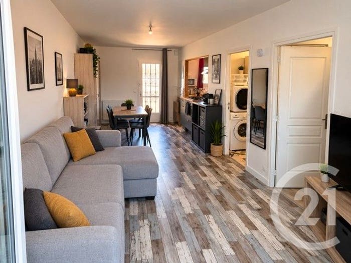 Appartement 2 pièces à postalCode, à vendre