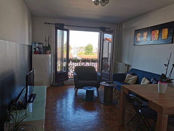 Appartement 3 pièces à louer à Centre, Bezons