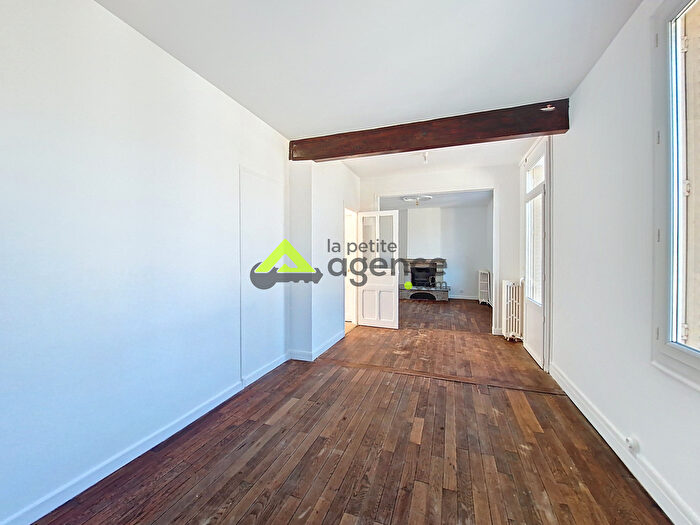 Maison à vendre - Bourganeuf - 5 pièces - 4 chambres