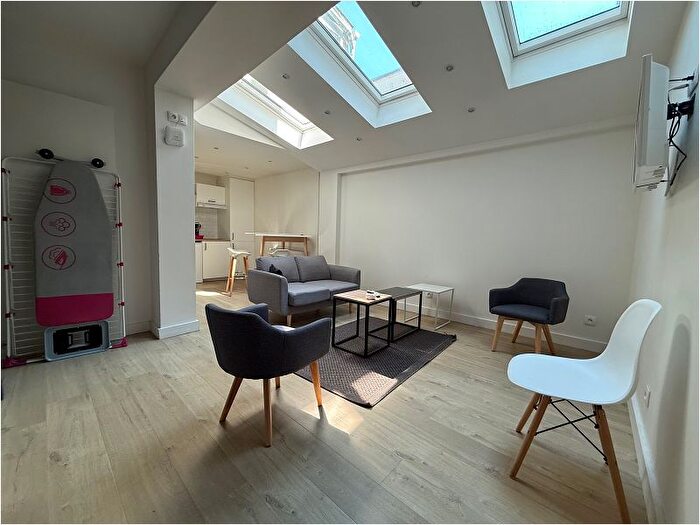 Appartement à louer - Lille, Wazemmes - 3 pièces - 2 chambres