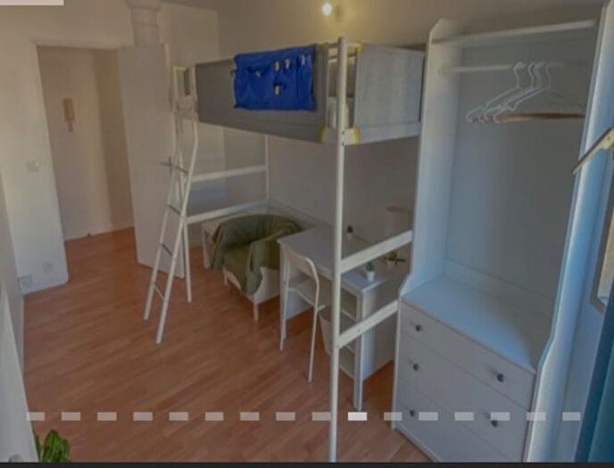 Cergy, Axe Majeur, Horloge - Appartement 1 pièce à louer