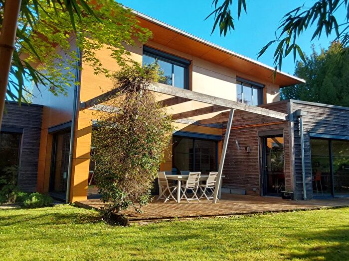 Villiers-sur-Marne, Les Boutareines, Les Armoiries : Maison 8 pièces à vendre