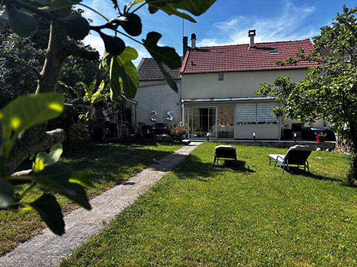 Maison 5 pièces à vendre à Chalifert