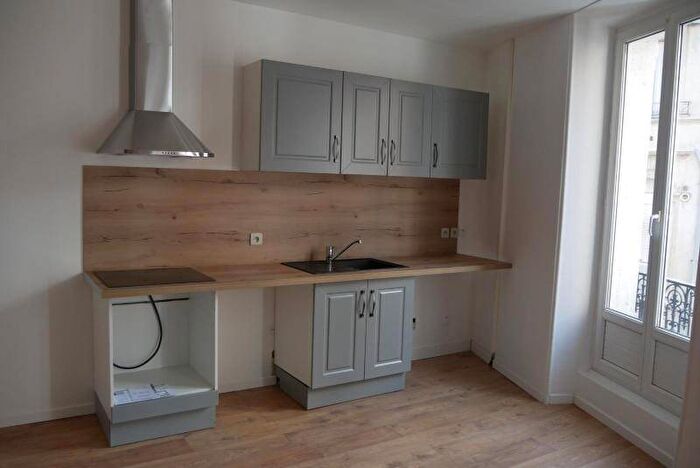 Appartement à louer - Bourg-Charité, Narbonne - 3 pièces - 2 chambres