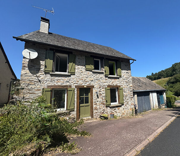 Maison à vendre - Cornil - 6 pièces - 4 chambres