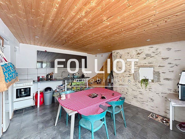 Sud Est, Coutances : Maison 3 pièces à louer
