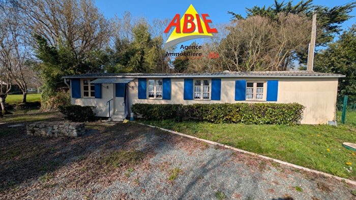 Maison à vendre - Coulon - 2 pièces - 1 chambre