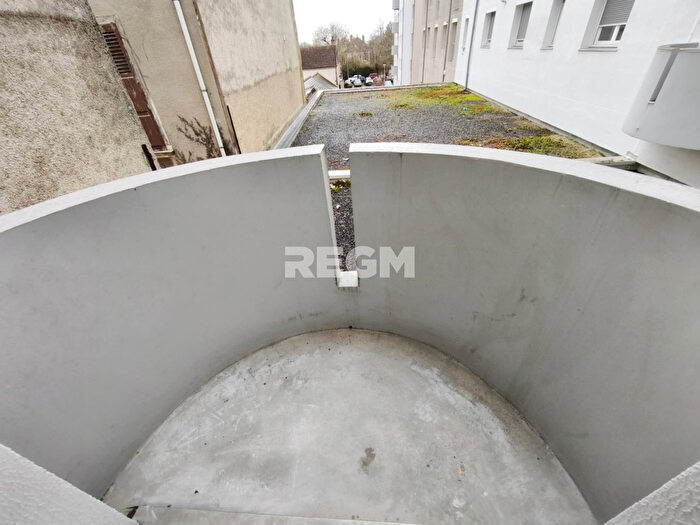 Appartement à vendre - Sainte-Savine - 2 pièces - 1 chambre