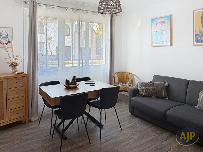 Les Sables-dOlonne, Les Roses, Route du Château dOlonne : Appartement 3 pièces à vendre
