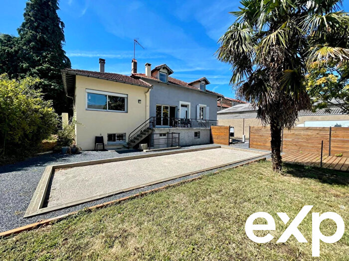 Maison à vendre - Aussillon - 8 pièces - 4 chambres