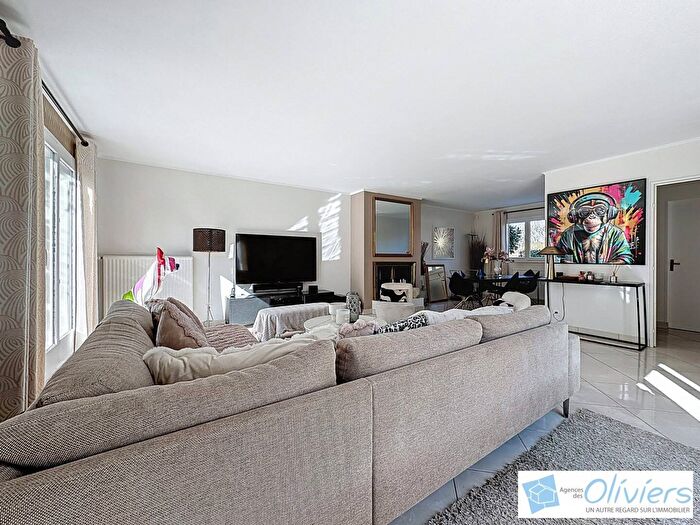 Maison à louer - La Gravière-Centre Village, Voisins-le-Bretonneux - 7 pièces - 5 chambres