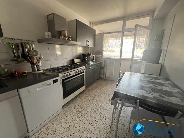 Appartement à vendre - Villars - 4 pièces - 2 chambres