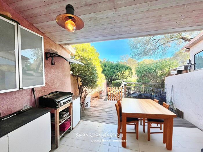 Appartement à vendre - Zonza - 4 pièces - 3 chambres